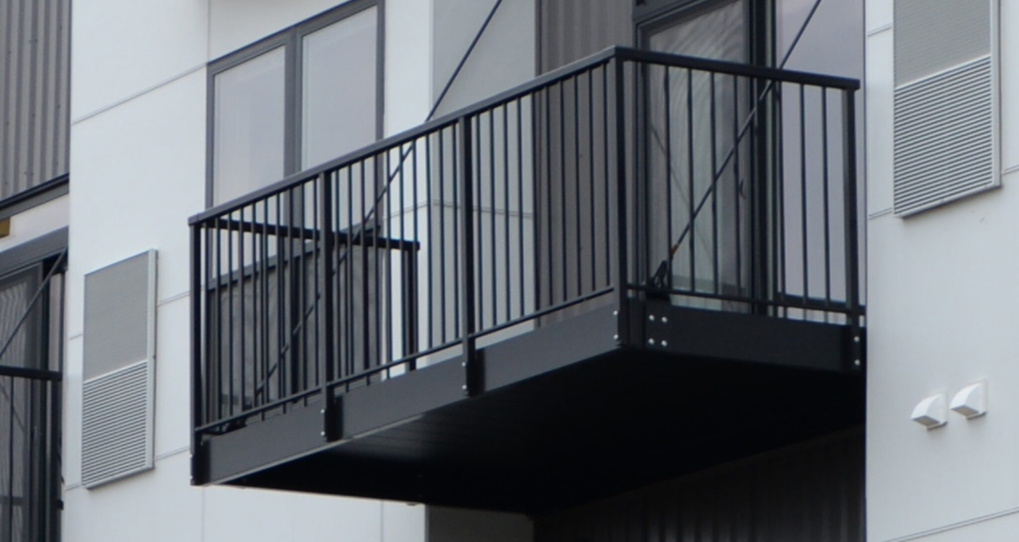 Balconies by Levanté® - Balcony Colors